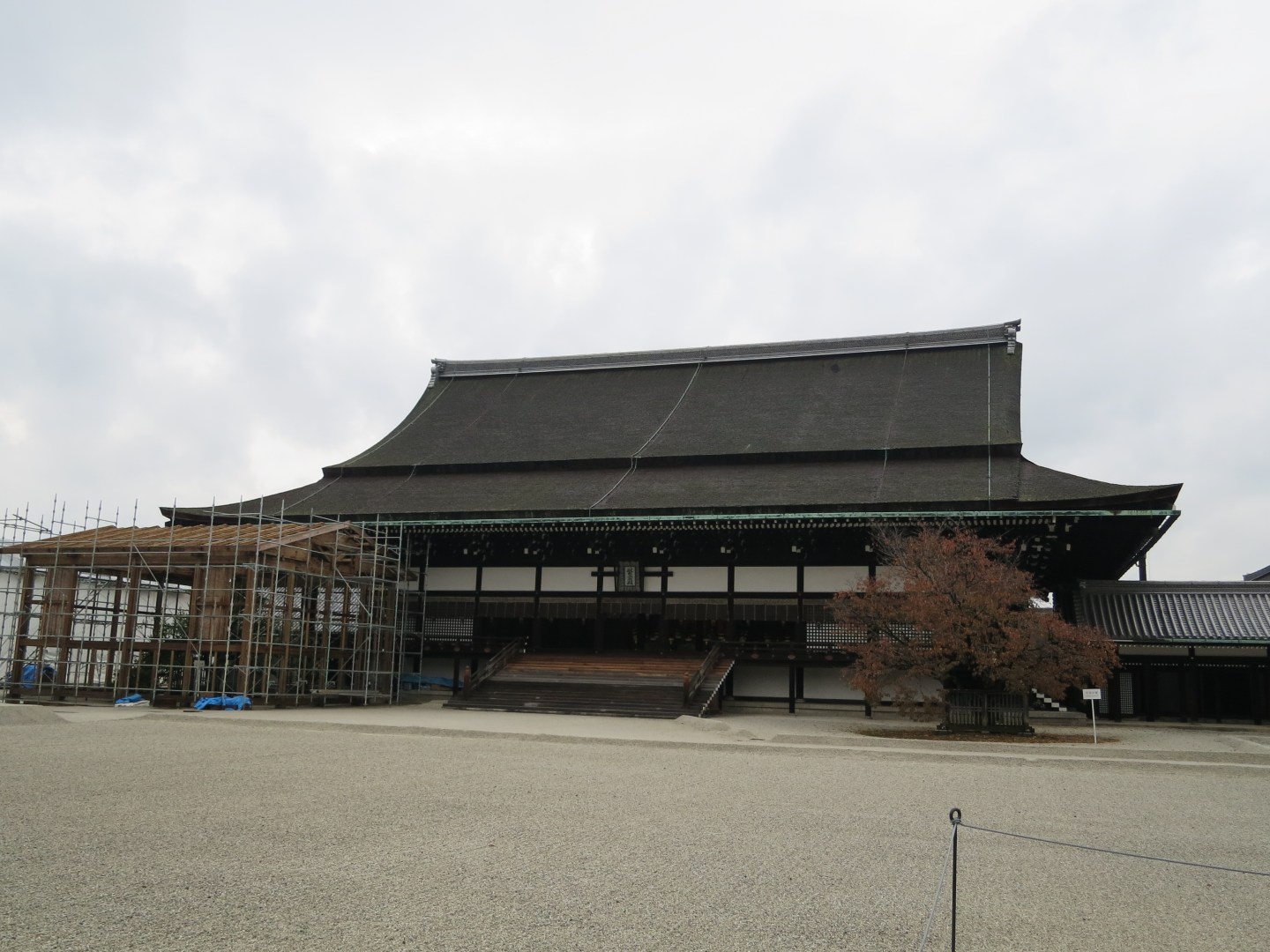 Kyoto Imperial Palace and its Surprisingly Beautiful Gardens – Japan's ...